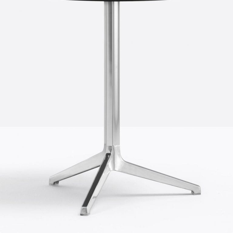 Ypsilon 3 Leg Poseur - Bourne Furniture
